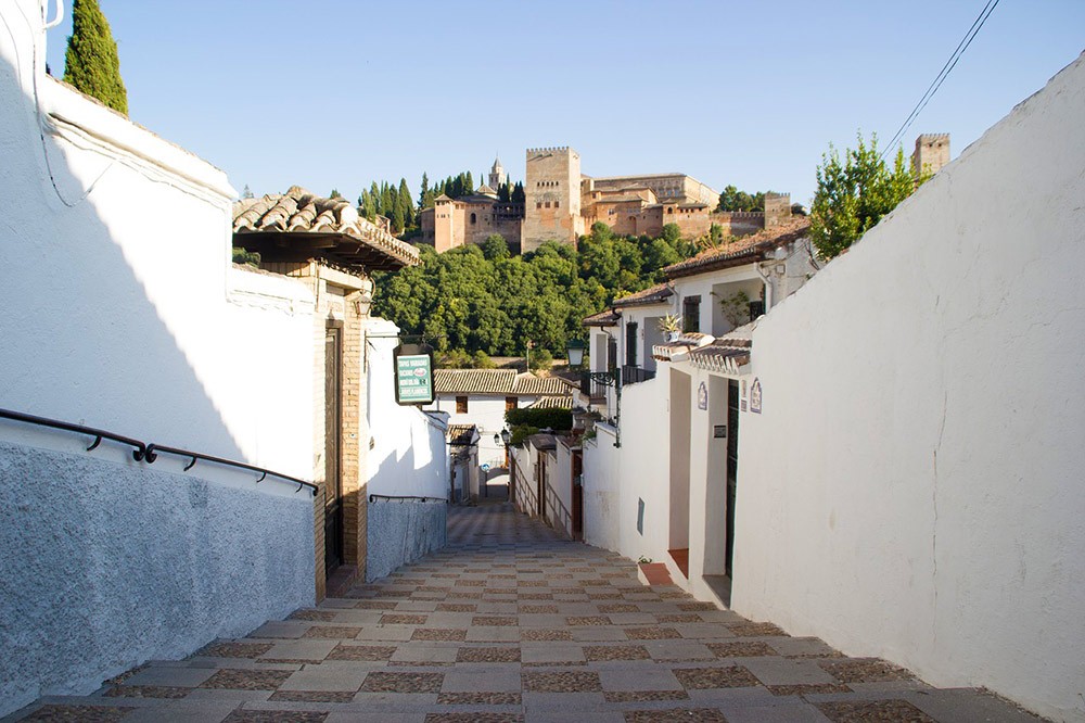 Living in Granada, Spain - Interview With an Expat