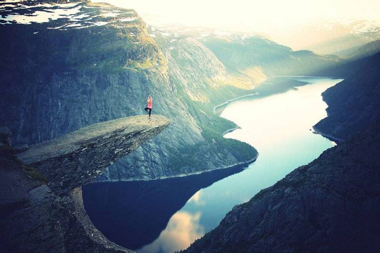 Top 10 Reasons to Travel - Why Traveling Is So Rewarding
